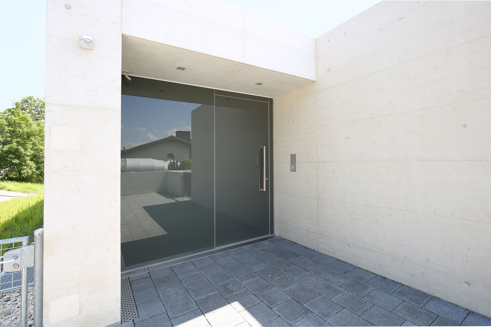 BAFRI AG :: Aussentüren